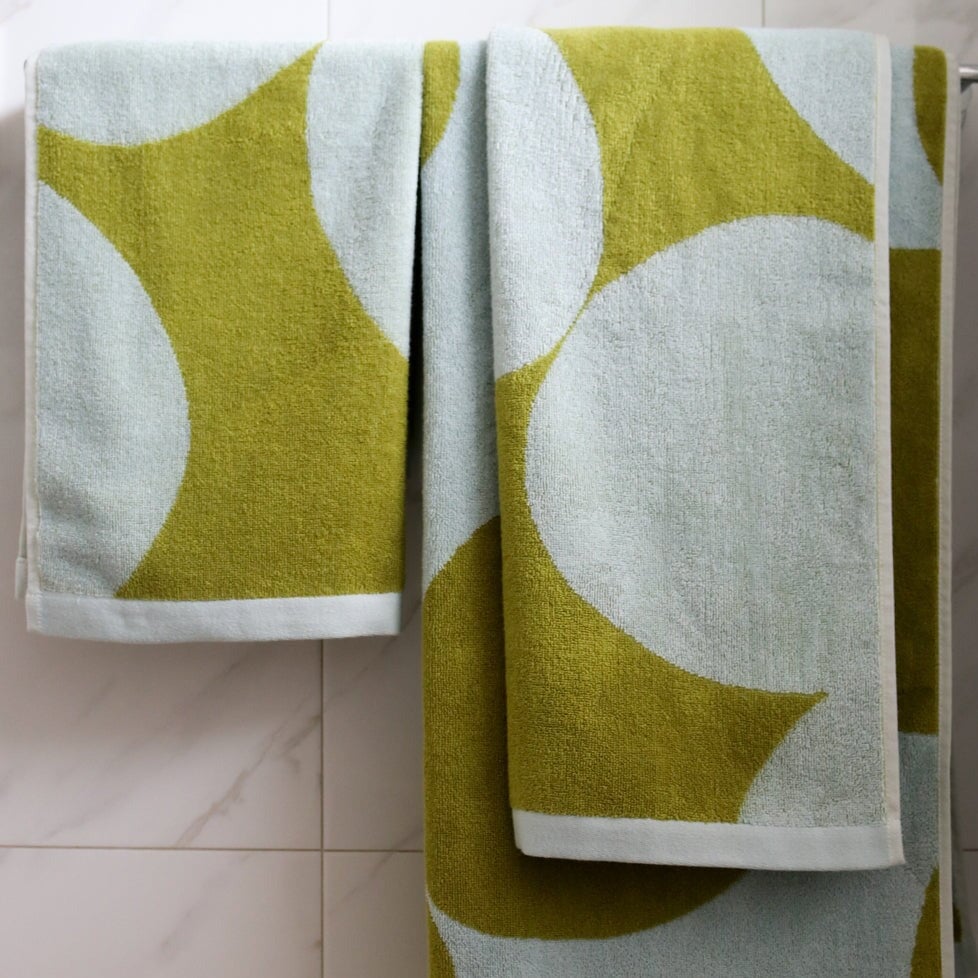Buy the Organic Cotton Pebble Hand Towel Online | VAVOOM – Bathware Direct