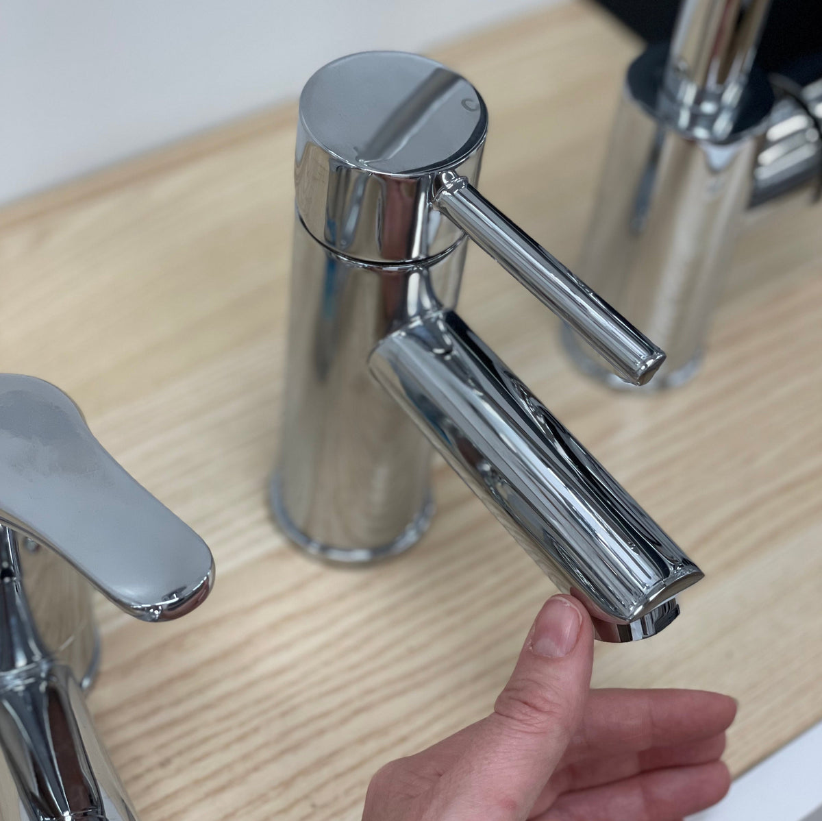 Huss Round Pin Lever Basin Mixer, Chrome – Bathware Direct